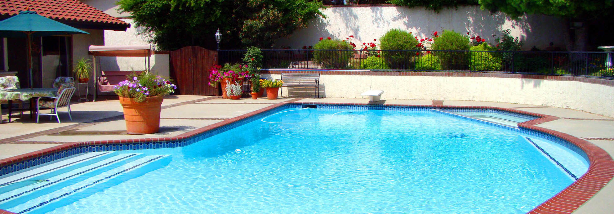Berry's Pool – We specialize in you!